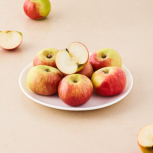 Buy Fresho Apple Ambri 500 Gm Online at the Best Price of Rs 150.48 ...
