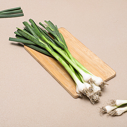 Buy fresho! Spring Garlic Online at Best Price of Rs 47 - bigbasket