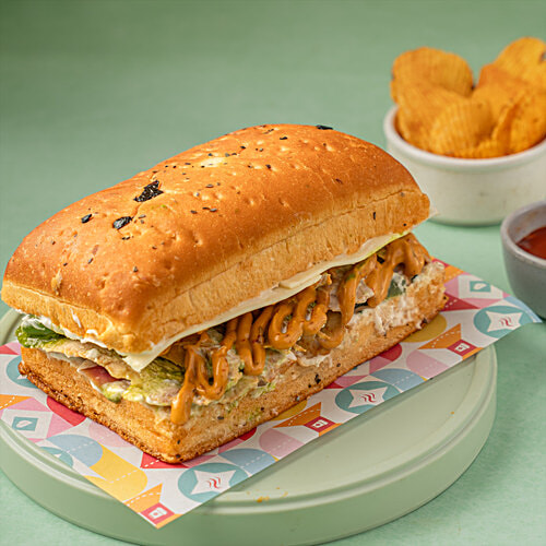 Buy Qmin Tex Mex Chicken Focaccia Online at Best Price of Rs 250 ...