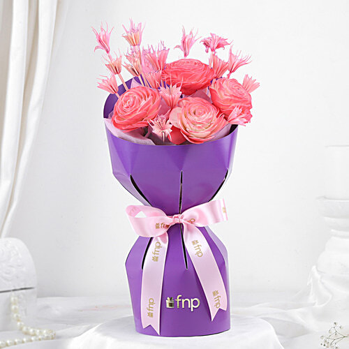 Buy FNP Forever Pink Flowers Bouquet Online at Best Price of Rs 299 ...