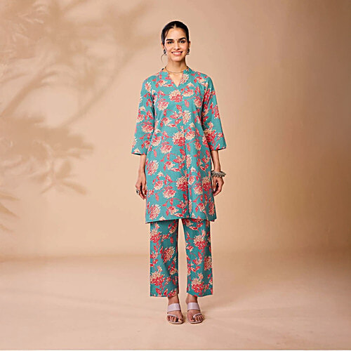 Buy Daali Turq Blue Cotton Regular Fit Floral Print Kurta Online at ...