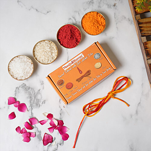 Buy Mangal Bhavan Sacred Kalawa Thread With Roli & Akshat Tika - Roli ...