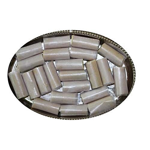 Buy Sri Narayan Reddy Sweets Sweet Kaju Pista Roll 500 Gm Online at the ...