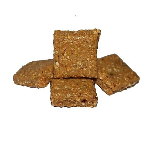 Buy Avarya Fine Foods-Santacruz Sweets - Crush Peanut Chikki Slab ...